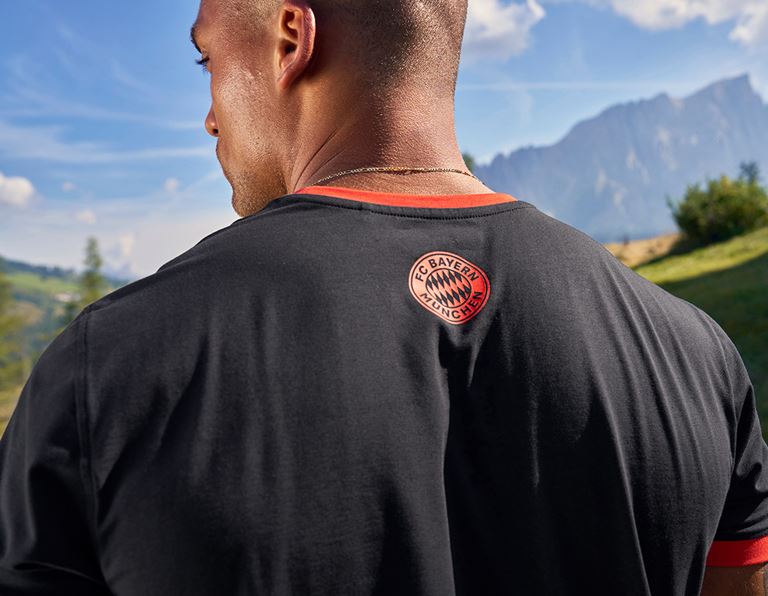 FCB Premium T-Shirt Cotton Stretch Pocket black/straussred | Strauss