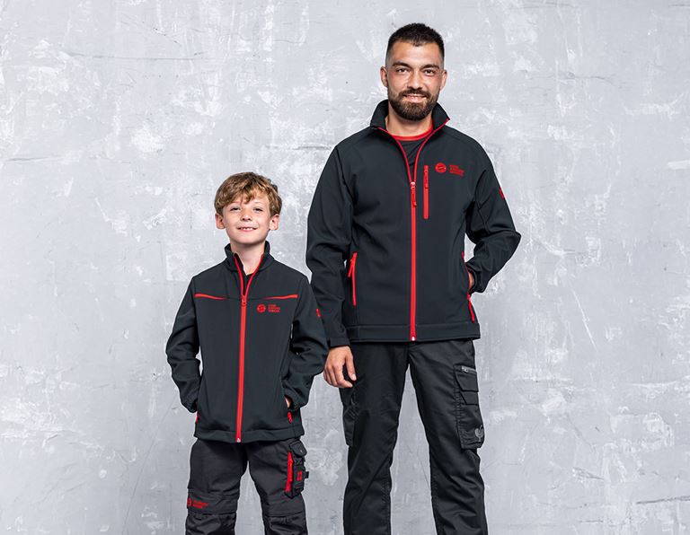 FCB WORK SOFTSHELL JACKET KIDS black/straussred | Strauss