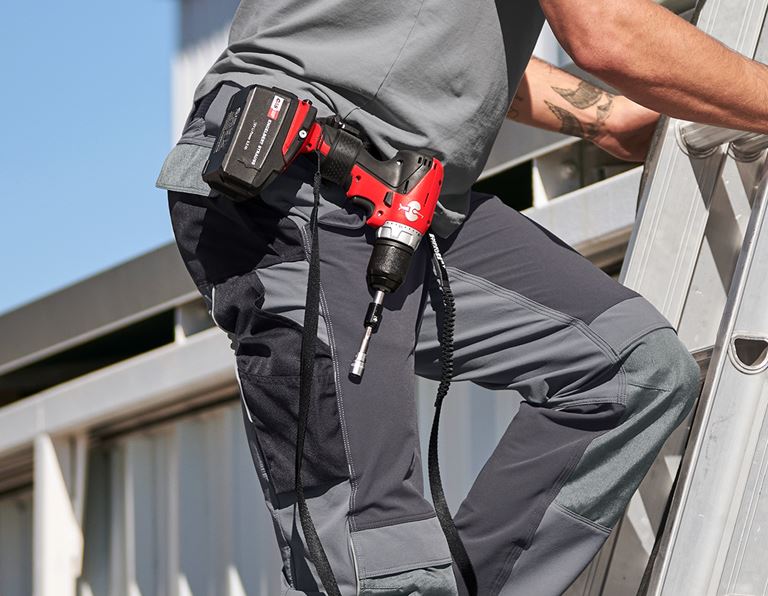 18,0V Akku-Schlagbohrschrauber L+Power tool hold. | Strauss