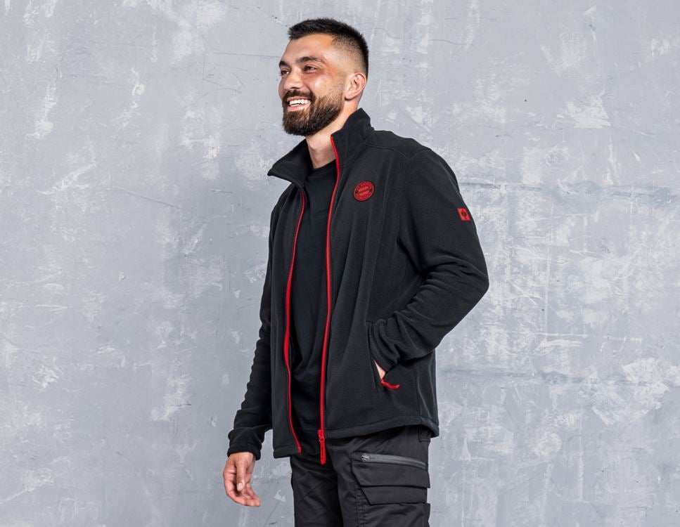 FCB FLEECE JACKET black/straussred | Strauss