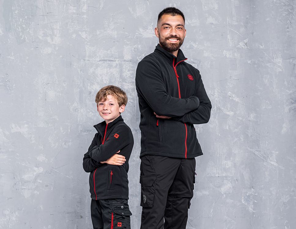 FCB FLEECE JACKET black/straussred | Strauss