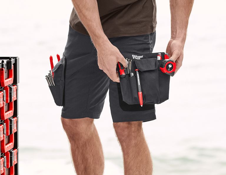 Short e.s.tool concept schwarz | Strauss