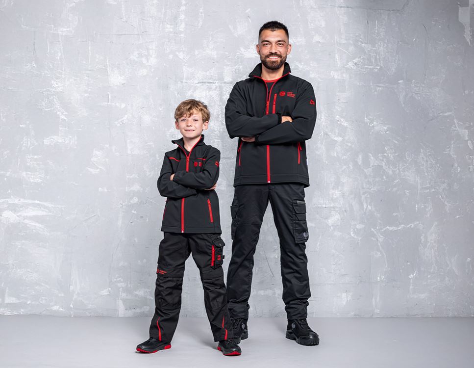 FCB WORK SOFTSHELL JACKET black/straussred | Strauss