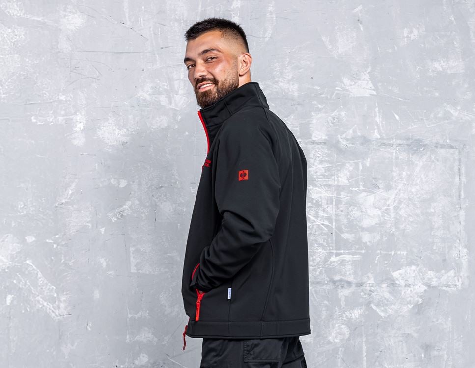 FCB WORK SOFTSHELL JACKET black/straussred | Strauss