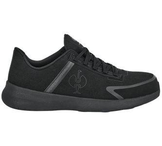 Safety Shoes in all protection classes by Strauss