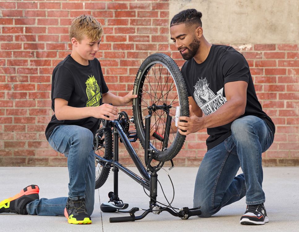 e.s. T-shirt strauss works black/white | Strauss