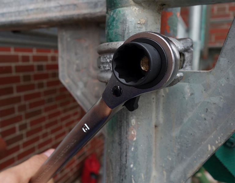 e.s. Scaffolder's key | Strauss